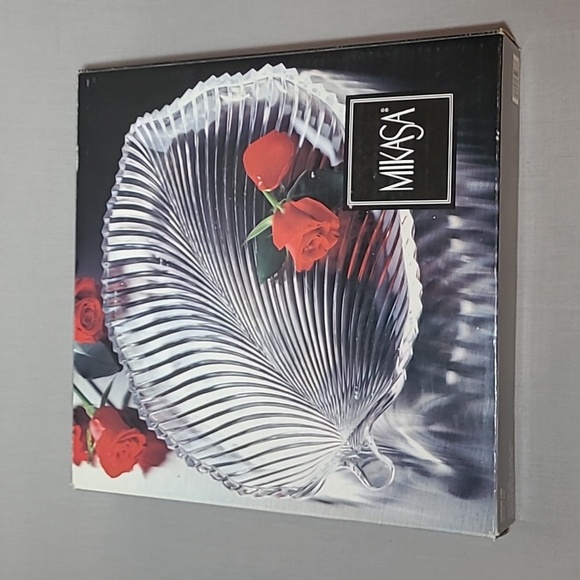 Mikasa | Dining | Mikasa Diamond Fire 5 Leaf Platter | Poshmark